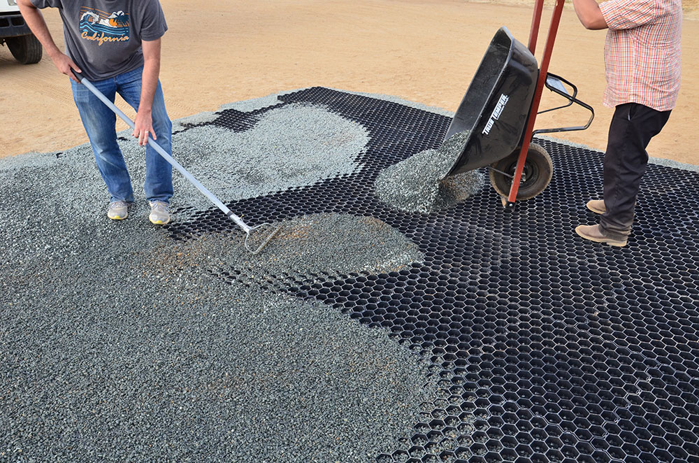 NDS Tufftrack Gravel - Grass Pavers 2' x 2'